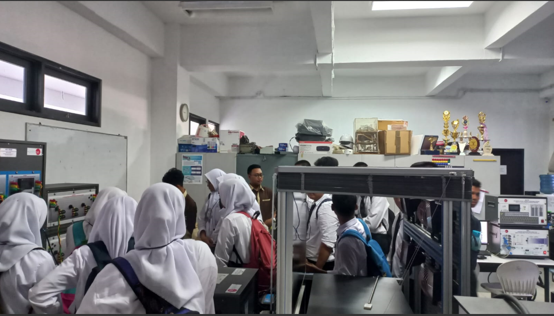 Laboratorium SCADA